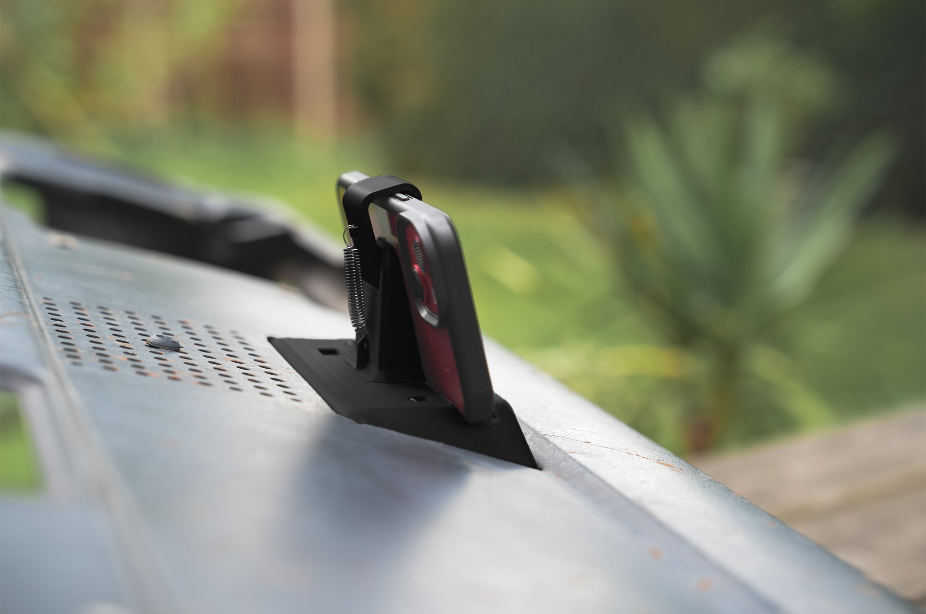 Volkswagen T25 Phone Holder - DeftCAD